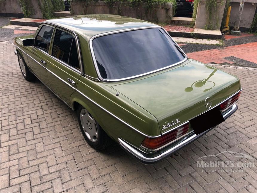 Jual Mobil Mercedes-Benz 280E 1982 W123 2.7 di DKI Jakarta Manual Sedan Hijau Rp 65.000.000 ...