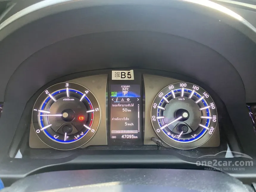 2019 Toyota Innova 2.8 (ปี 16-22) Crysta V Wagon AT for sale on One2car
