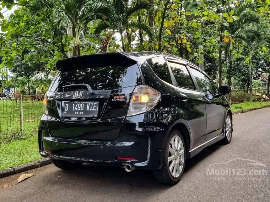 Jual Mobil Honda Jazz 2013 RS 1.5 di DKI Jakarta Automatic Hatchback ...