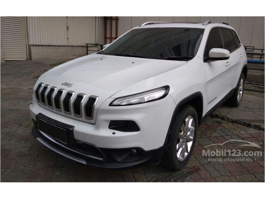 Jual Mobil Jeep Cherokee 2015 Limited 2.4 di DKI Jakarta Automatic SUV ...