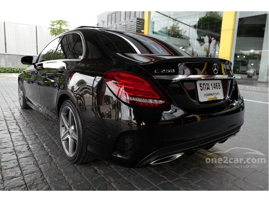 Mercedes-Benz C250 2015 W205 (ปี 14-19) W205 2.0 เกียร์อัตโนมัติ สีดำ ...