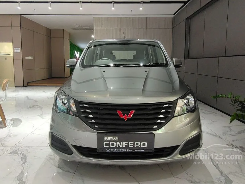 Jual Mobil Wuling Confero 2022 1.5 di Jawa Barat Manual Wagon Abu-abu ...