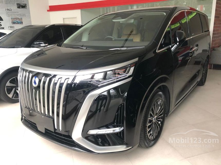 Jual Mobil Denza D9 2025 Advanced di Jawa Tengah Automatic MPV Hitam Rp ...