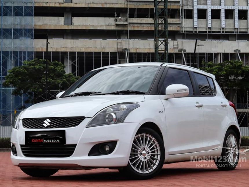 Jual Mobil Suzuki Swift 2015 GS 1.4 di DKI Jakarta Automatic Hatchback ...