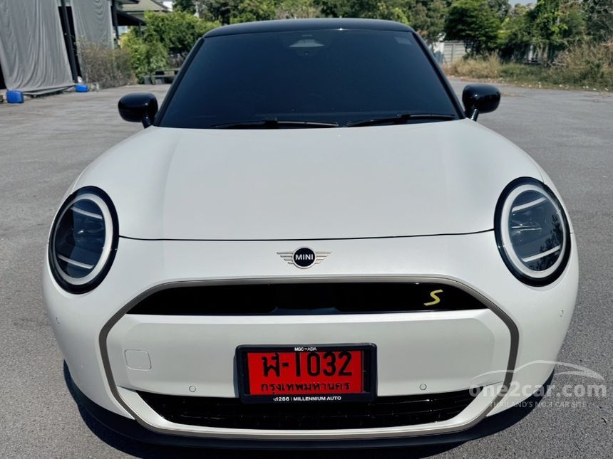 2025 Mini COOPER 0.0 F66 SE 3-Door Hatchback for sale on One2car