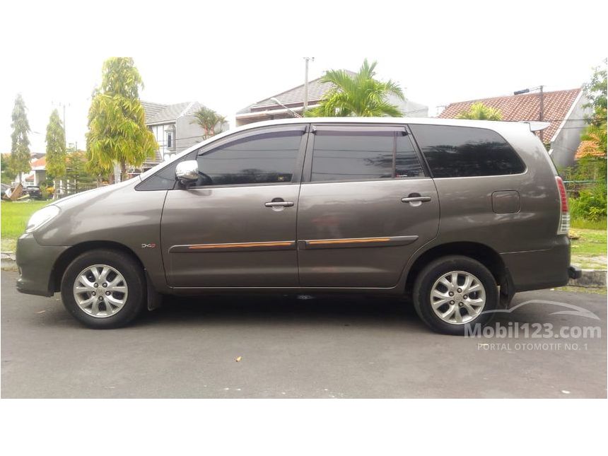 Jual Mobil Toyota Kijang Innova 2010 G 2.5 di Jawa Timur Automatic MPV ...