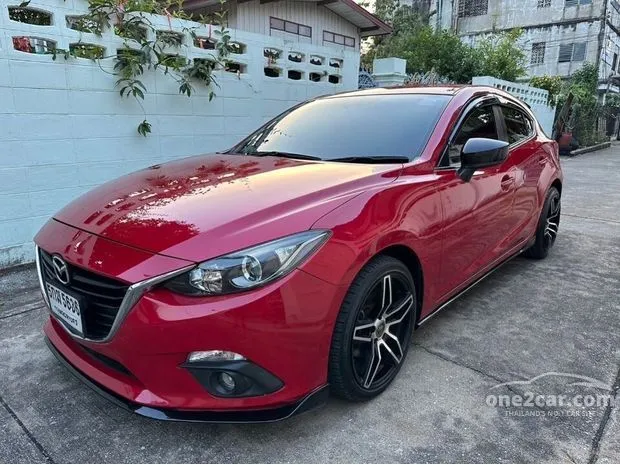ขายรถ Mazda 3 2015 มือสอง รวมรถ มาสด้า3 มือสอง | One2car
