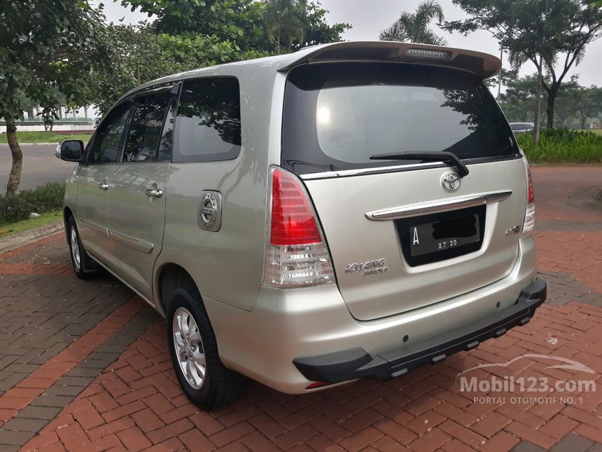 Jual Mobil Toyota Kijang Innova 2010 G 2.0 di Banten Manual MPV Silver ...