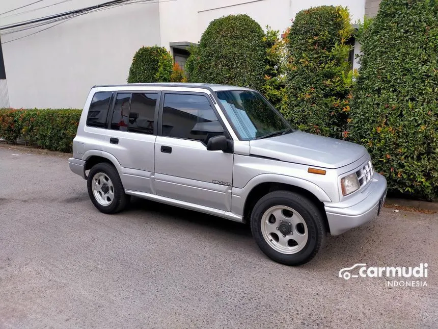 Suzuki Escudo 2000 JLX 1.6 in Jawa Barat Manual SUV Silver for Rp 75. ...