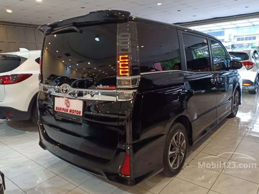 Jual Mobil Toyota Voxy 2019 2.0 di Jawa Barat Automatic Wagon Hitam Rp ...