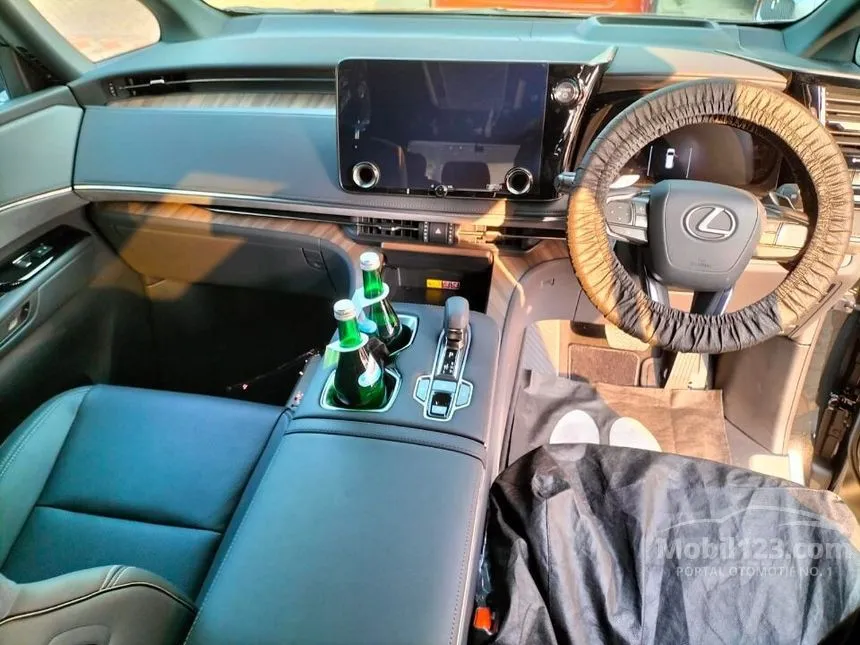 Jual Mobil Lexus LM350h 2023 2.5 di DKI Jakarta Automatic Van Wagon Hitam Rp 2.550.000.000 ...