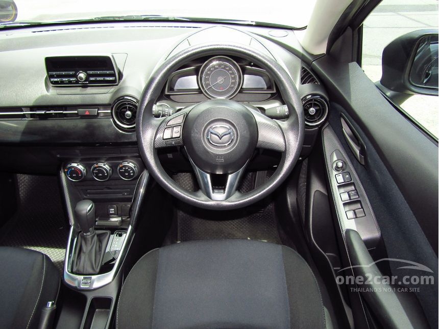 Mazda 2 2016 Sports Standard 1.3 in กรุงเทพและปริมณฑล Automatic ...