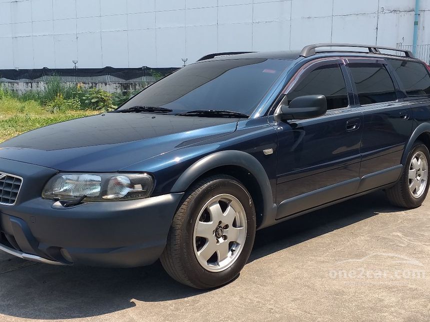 Volvo V70 2002 XC 2.3 in กรุงเทพและปริมณฑล Automatic Wagon สีน้ำเงิน ...
