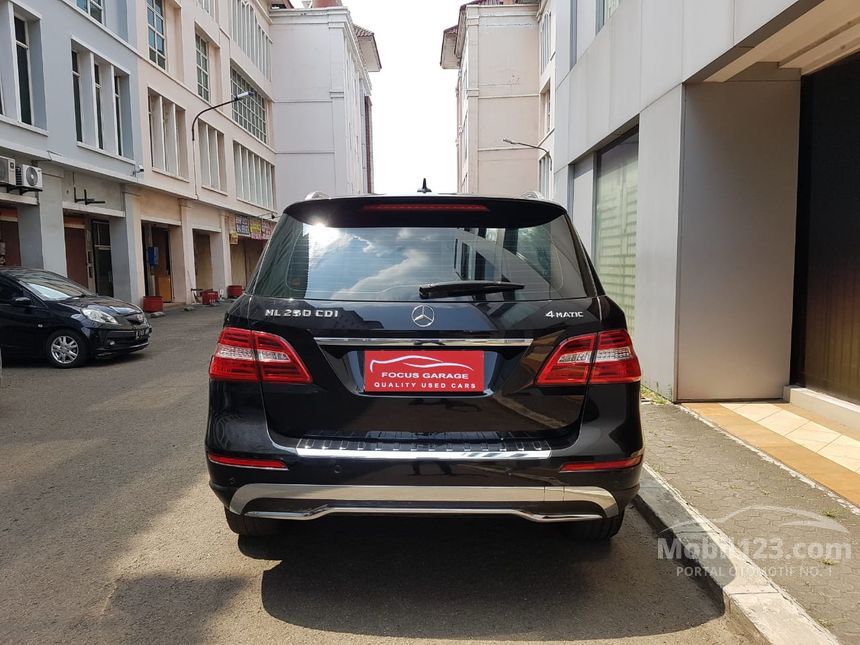 Jual Mobil Mercedes-Benz ML250 2015 CDI 2.1 di DKI Jakarta Automatic ...