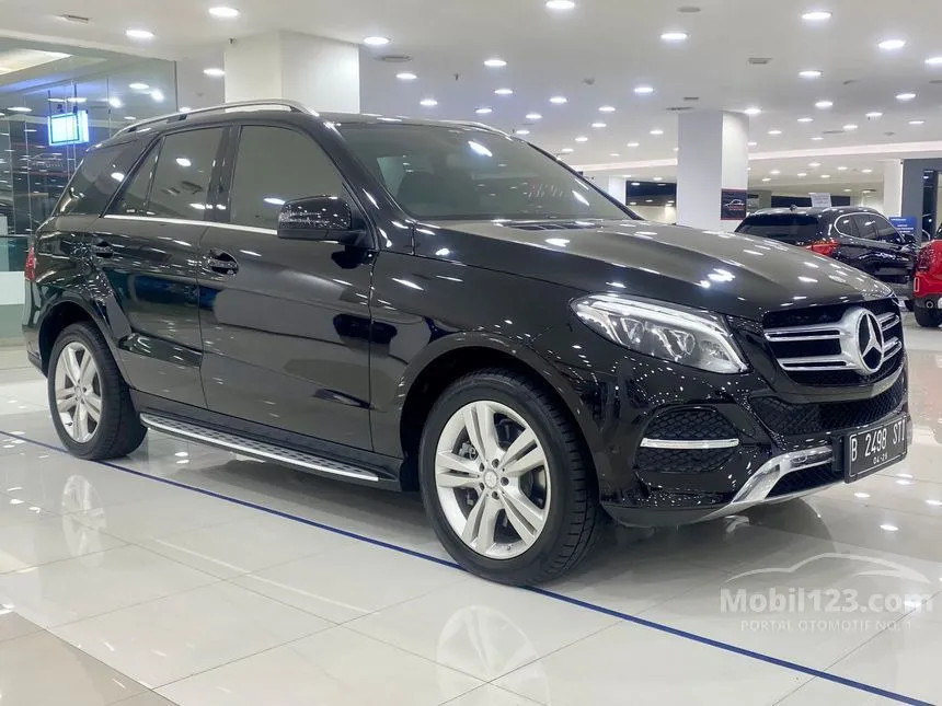 Jual Mobil Mercedes-Benz GLE400 2016 AMG 4Matic 3.0 di DKI Jakarta Automatic Coupe Hitam Rp 718. ...