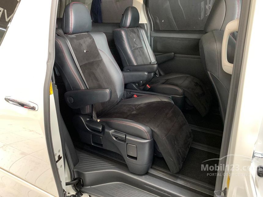 Jual Mobil Toyota Alphard 2013 GS 2.4 di DKI Jakarta Automatic MPV ...