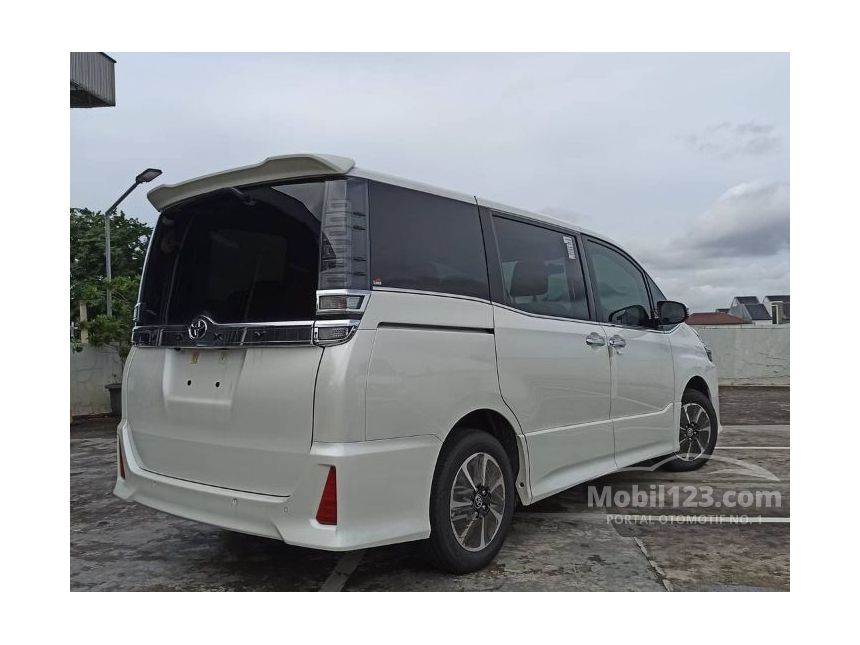 Jual Mobil Toyota Voxy 2021 2.0 di DKI Jakarta Automatic Wagon Putih Rp ...