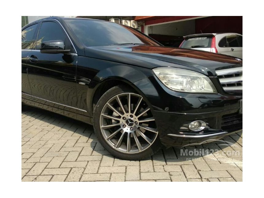 Jual Mobil Mercedes-Benz C300 2010 Avantgarde 3.0 di DKI Jakarta ...