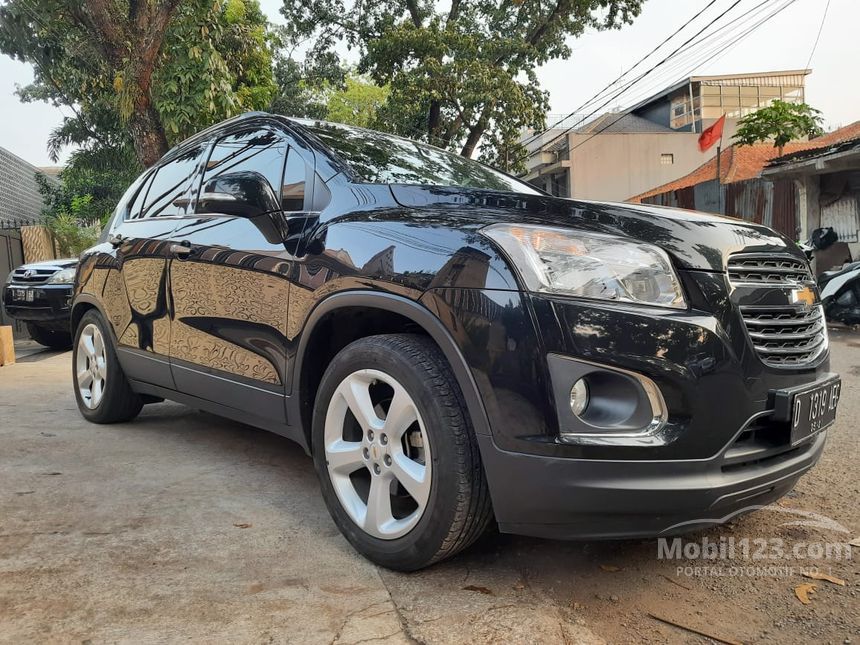 Jual Mobil Chevrolet Trax 2016 LT 1.4 di Jawa Barat Automatic SUV Hitam ...