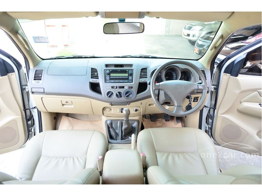 Toyota Hilux Vigo 2010 E 2.5 in กรุงเทพและปริมณฑล Manual Pickup สีเงิน ...