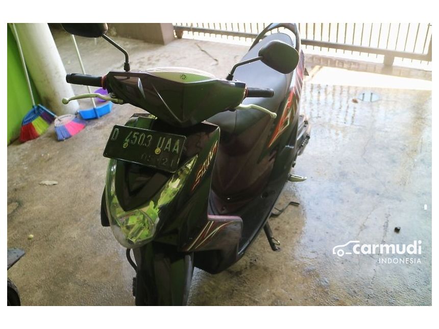 Jual Motor Yamaha Mio 2011 0.1 di Indonesia (Lainnya) Automatic Hitam ...
