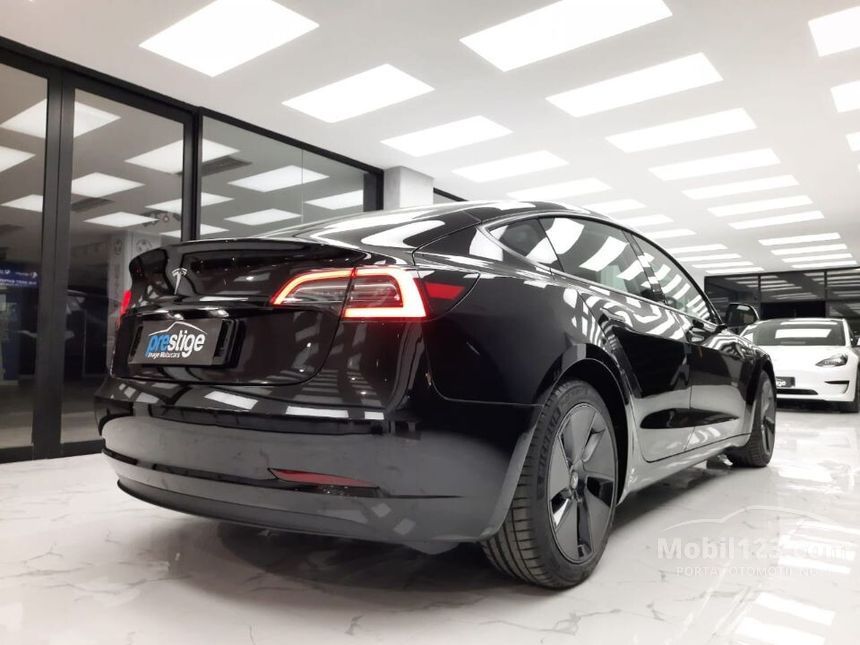 Jual Mobil Tesla Model 3 2021 Standard Range Plus di DKI Jakarta ...