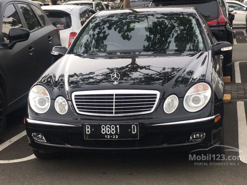 Jual Mobil Mercedes-Benz E260 2002 Elegance 2.6 di DKI Jakarta Automatic Sedan Hitam Rp 115.000. ...