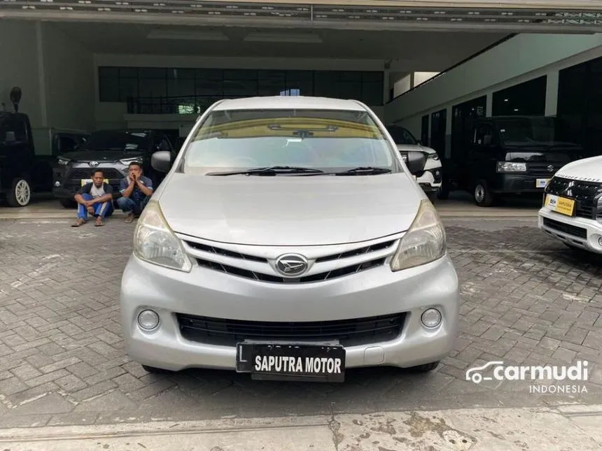 Jual Mobil Daihatsu Xenia 2013 M 1.0 di Jawa Timur Manual MPV Silver Rp ...