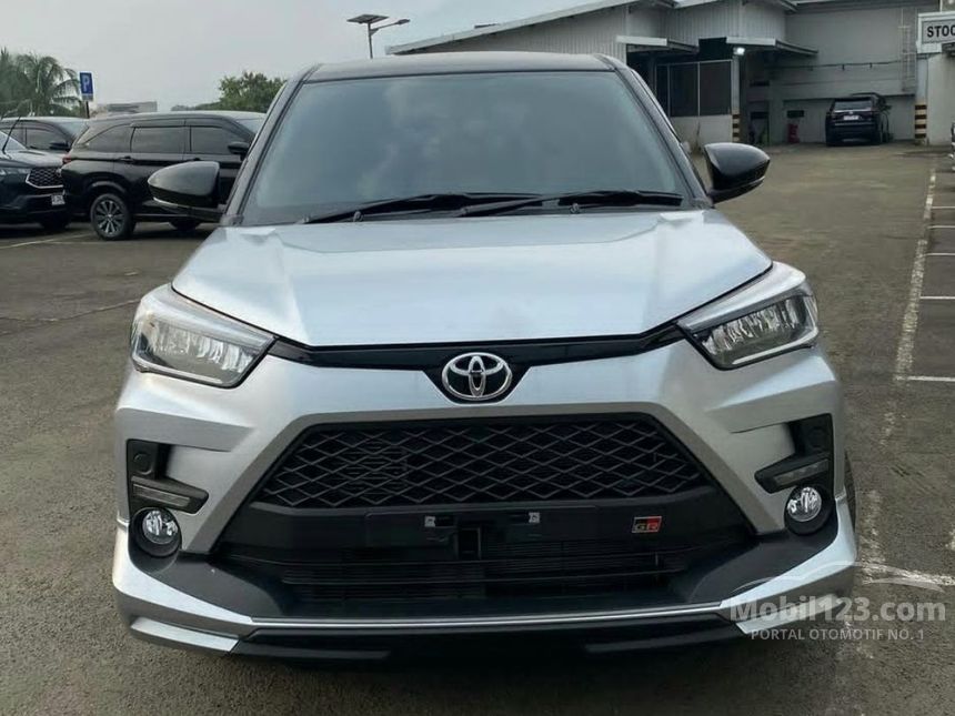 Jual Mobil Toyota Raize 2025 GR Sport (2 Tone) 1.0 di Jawa Barat ...