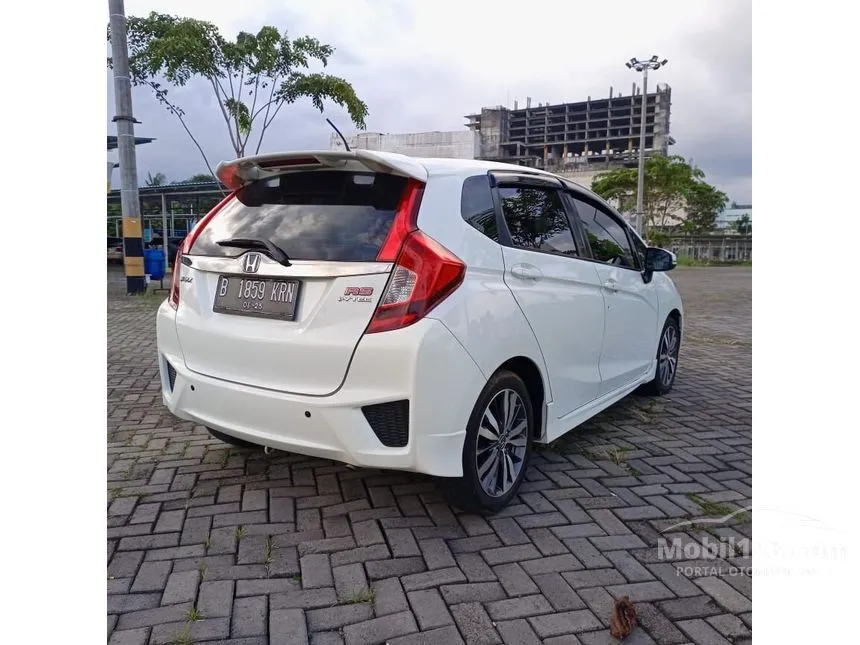Jual Mobil Honda Jazz 2015 RS 1.5 di Jawa Tengah Automatic Hatchback Putih Rp 220.000.000 ...