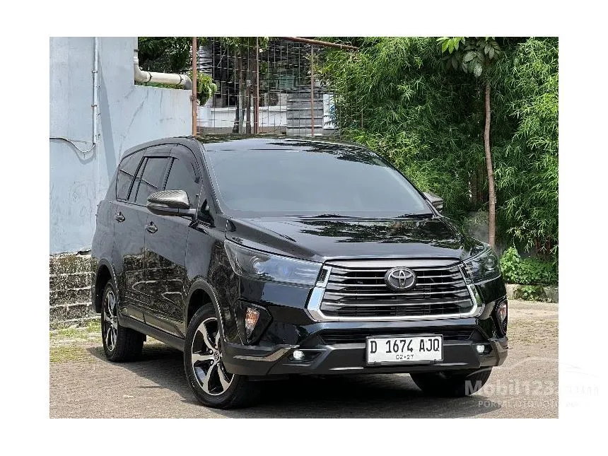 Jual Mobil Toyota Innova Venturer 2022 2.4 di Jawa Barat Automatic ...