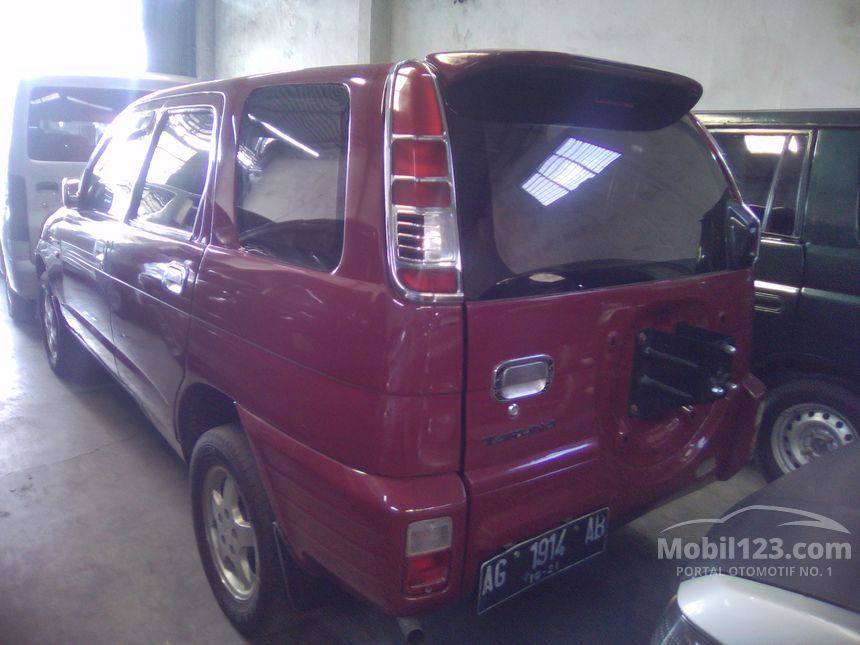 Jual Mobil Daihatsu Taruna 2004 FL 1.5 di Jawa Timur Manual SUV Merah ...