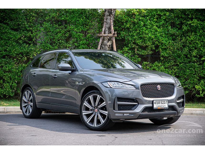 2017 Jaguar F-Pace 2.0 (ปี 16-20) R-Sport 4WD SUV for sale on One2car