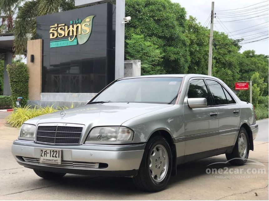 Mercedes-Benz C220 1995 W202 (ปี 93-00) Elegance 2.2 เกียร์อัตโนมัติ สี ...