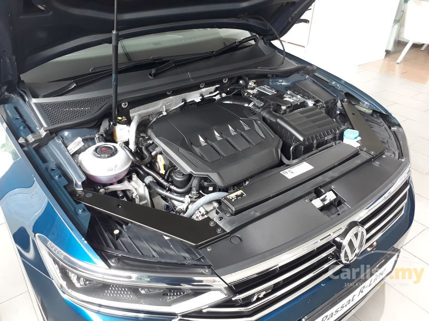Volkswagen Passat 2020 R-line 2.0 in Selangor Automatic Sedan Blue for ...