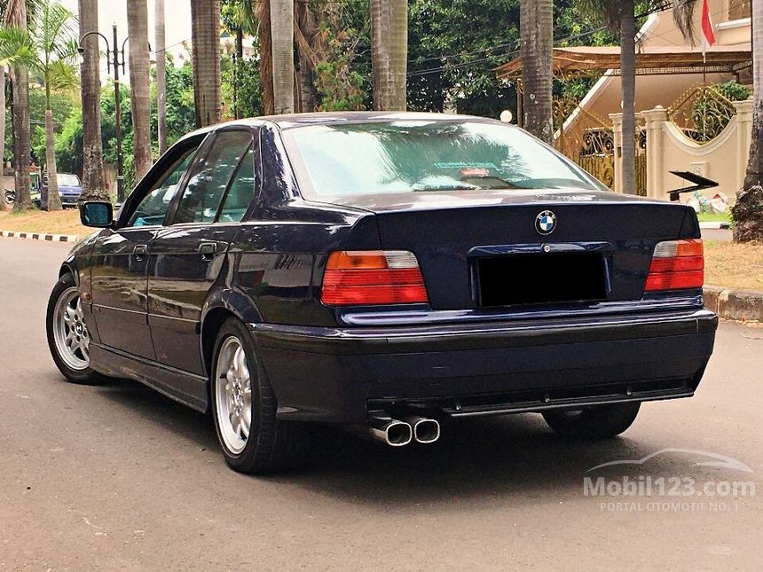 Jual Mobil BMW 320i 1995 E36 2.0 Automatic 2.0 di DKI Jakarta Automatic Sedan Biru Rp 85.000.000 ...