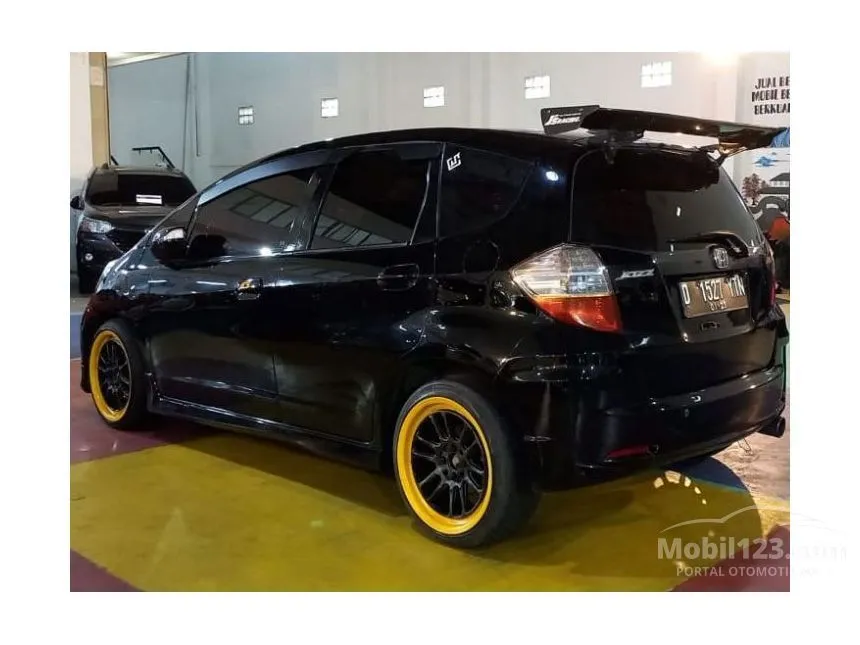 Jual Mobil Honda Jazz 2013 RS 1.5 di Jawa Barat Automatic Hatchback ...