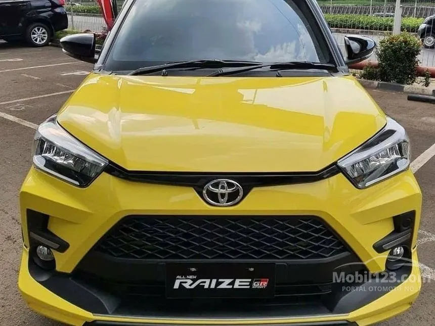 Jual Mobil Toyota Raize 2022 GR Sport 1.0 di Jawa Timur Automatic Wagon ...