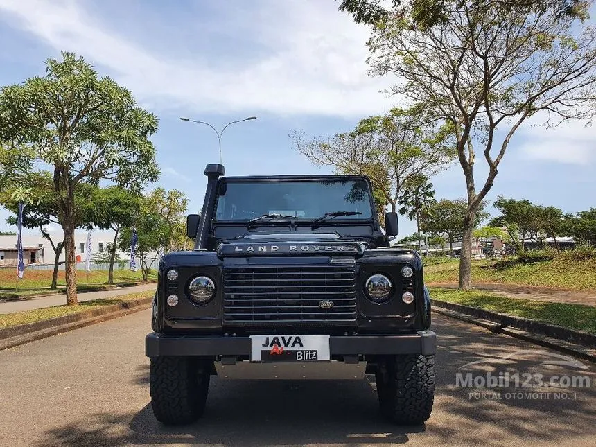 Jual Mobil Land Rover Defender 2013 110 2.2 di Banten Manual SUV Hitam ...