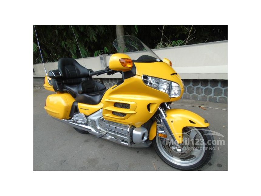 Jual Motor Honda Gold Wing 2003 1.8 di Jawa Timur Manual Others Kuning Rp 190.000.000 - 5177405 ...