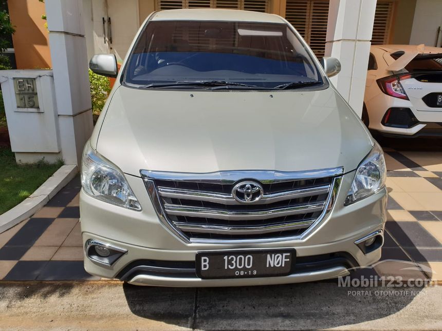 Jual Mobil Toyota Kijang Innova 2014 V 2.0 di Jawa Barat Manual MPV ...