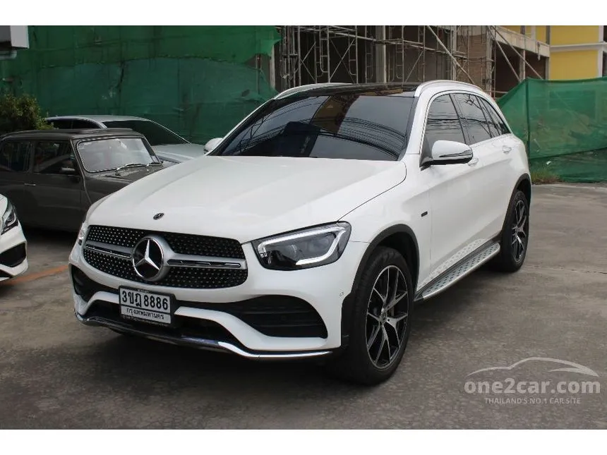 2023 Mercedes-Benz GLC300 2.0 W253 (ปี 15-22) e 4MATIC AMG Dynamic 4WD SUV for sale on One2car