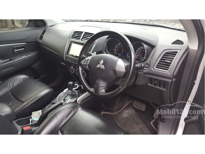 Jual Mobil Mitsubishi Outlander Sport 2012 PX 2.0 di Jawa Barat ...