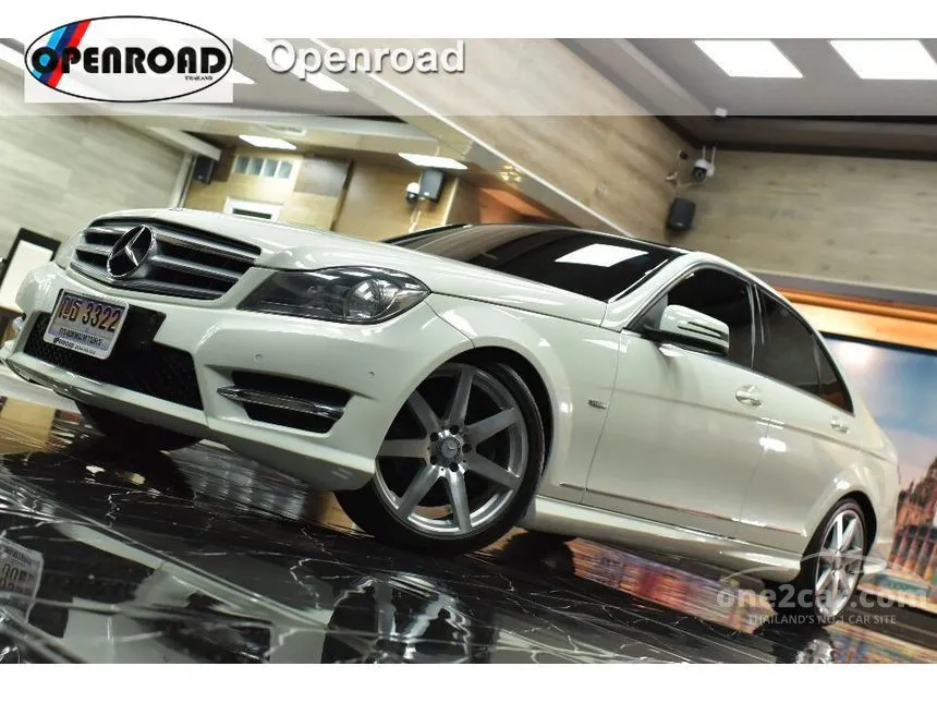2014 Mercedes-Benz C180 BlueEFFICIENCY 1.8 W204 (ปี 08-14) AMG Sedan ...