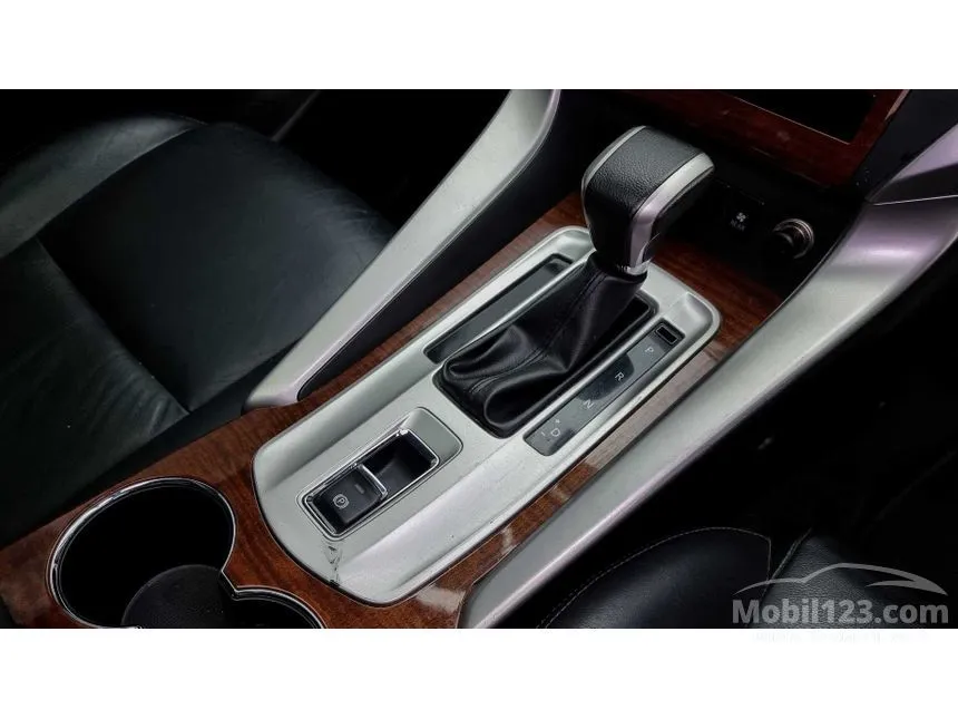 Jual Mobil Mitsubishi Pajero Sport 2017 Dakar 2.4 di DKI Jakarta ...