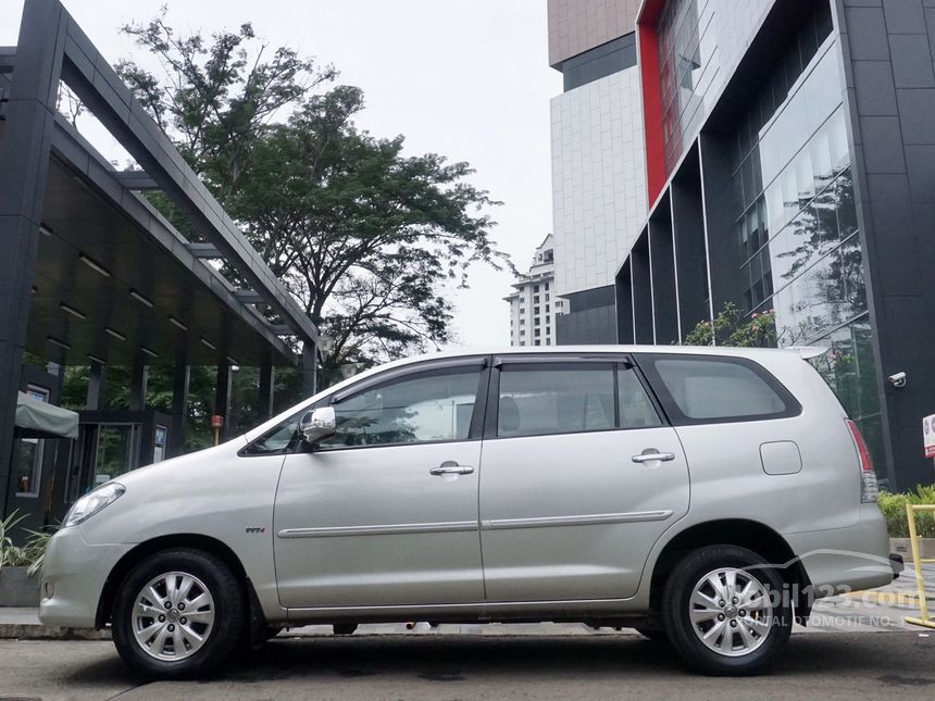 Jual Mobil Toyota Kijang Innova 2010 V 2.0 di DKI Jakarta Automatic MPV ...