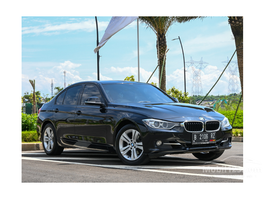Jual Mobil BMW 320i 2015 Sport 2.0 di DKI Jakarta Automatic Sedan Hitam ...