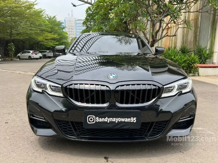 Jual Mobil BMW 330i 2020 M Sport 2.0 di DKI Jakarta Automatic Sedan ...