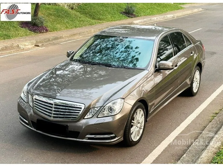 Jual Mobil Mercedes-Benz E300 2011 Elegance 3.0 di DKI Jakarta Automatic Sedan Coklat Rp 258.000 ...