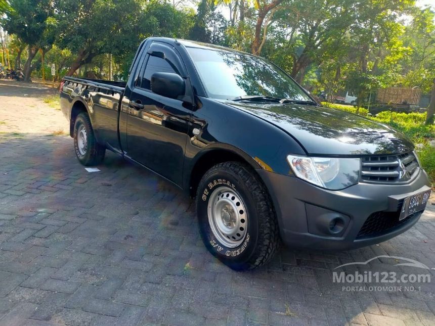 Jual Mobil Mitsubishi Strada Triton 2014 GLX Single Cab 2.5 di Jawa ...